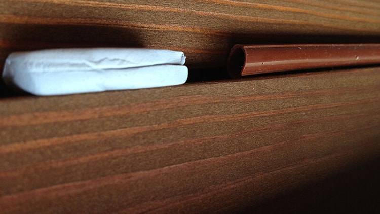 Ikkunatiivisteen ja ovitiivisteen asennus